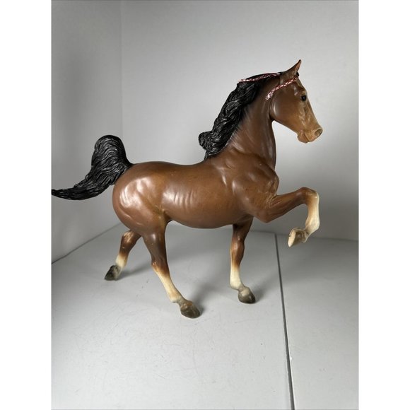 Breyer | Toys | Breyer Horse 52 Commander The Five Gaiter Sorrel W Red ...